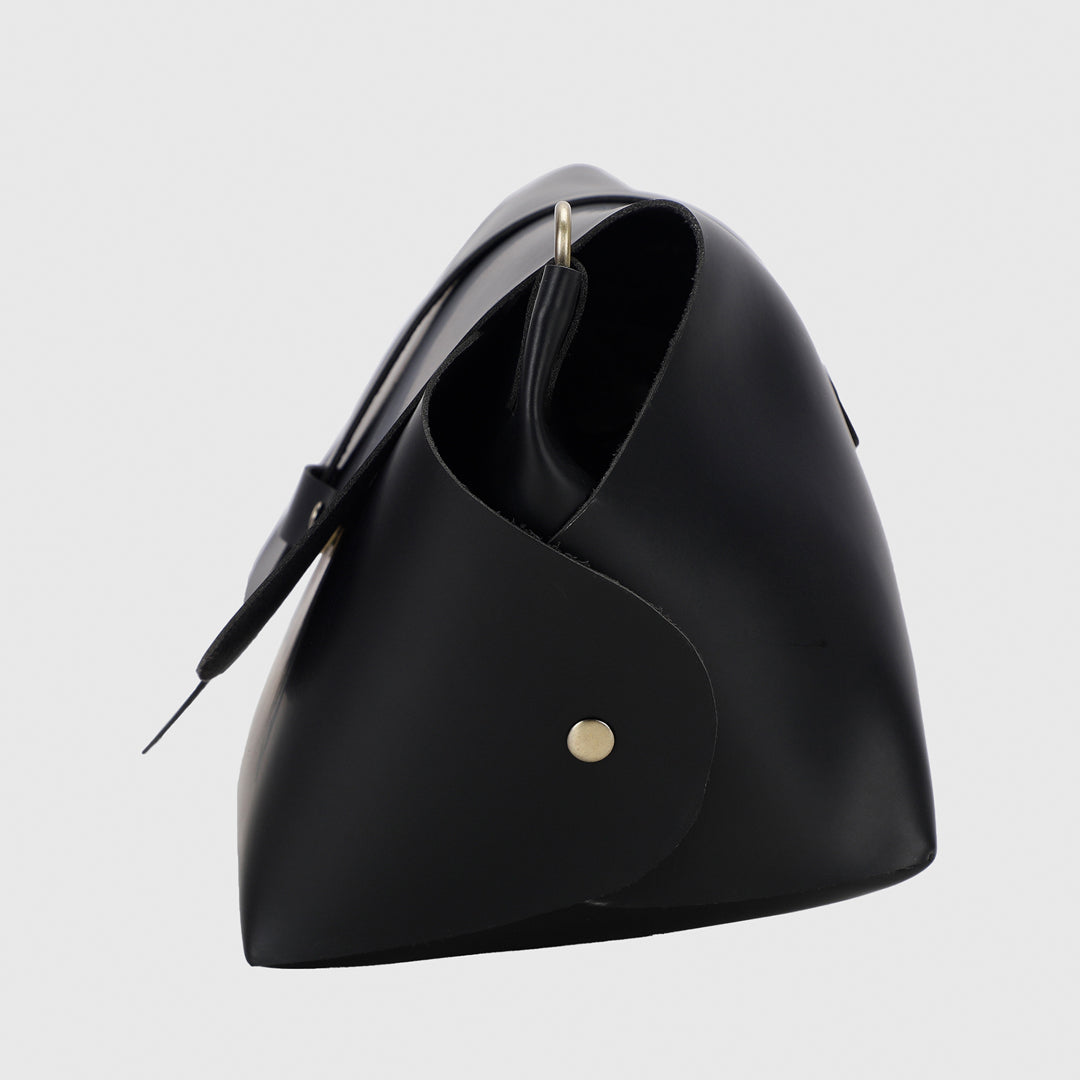 MULTI STRAP SLING BAG- BLACK(WITHOUT STRAP) – Desi Drama Queen